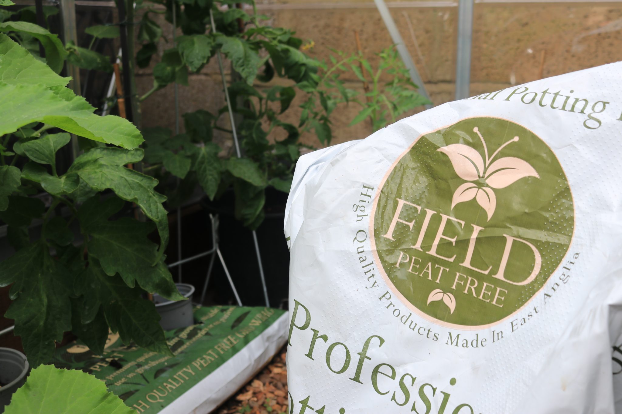 Topsoil & Compost Delivery | Cambridgeshire, Suffolk & nationwide